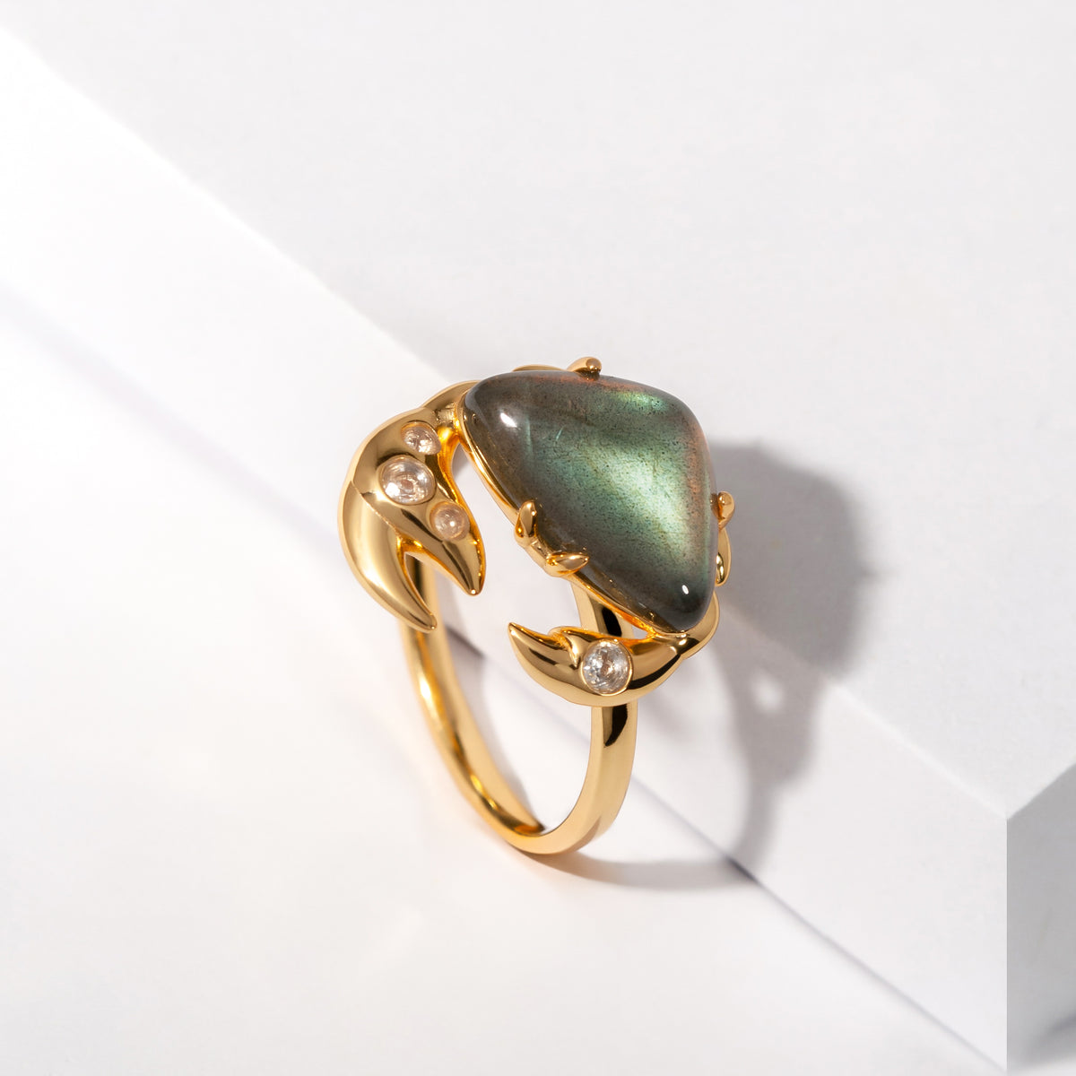 Tide-Weaver Crab Ring – MARIE JUNE